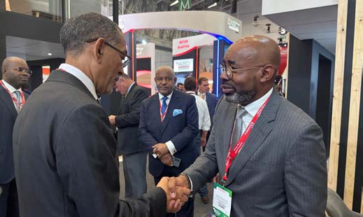 Fotoreportagem - Chitotolo no Mining INDABA 2024 - Sociedade Mineira do ...